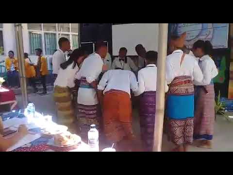 Tarian Bonet NTT - YouTube