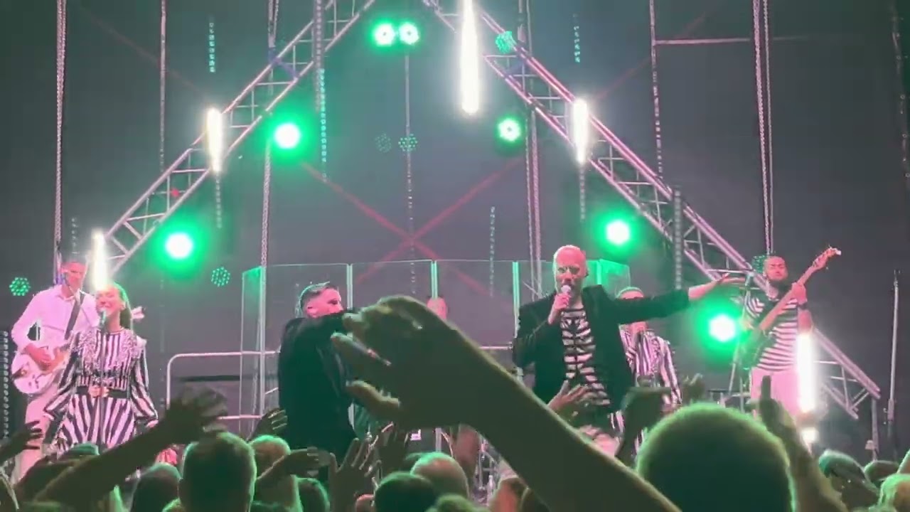 Intars Busulis un Abonomenta Orķestris-Tu Esi Labākais - YouTube