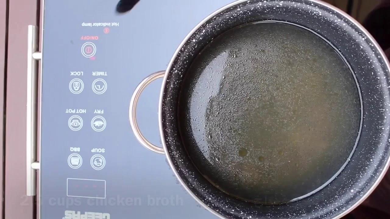 The Egyptian Molokheya الملوخية المصرية - YouTube