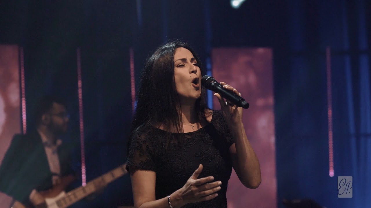 Esther Polanco Cuan grande es Dios - YouTube