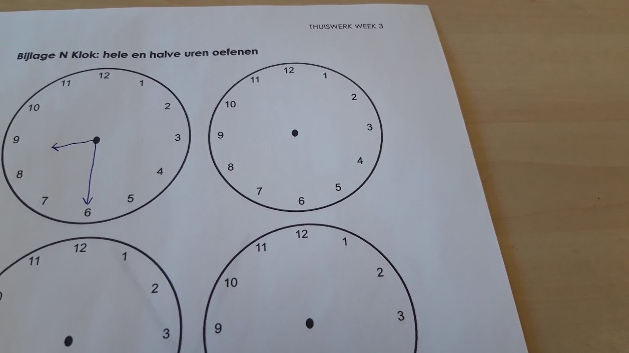 Klok; hele en halve uren wijzers tekenen - YouTube