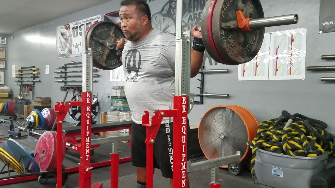 HIGA MONSTER squatting over $8,000 of Zuver's Gym plates - YouTube