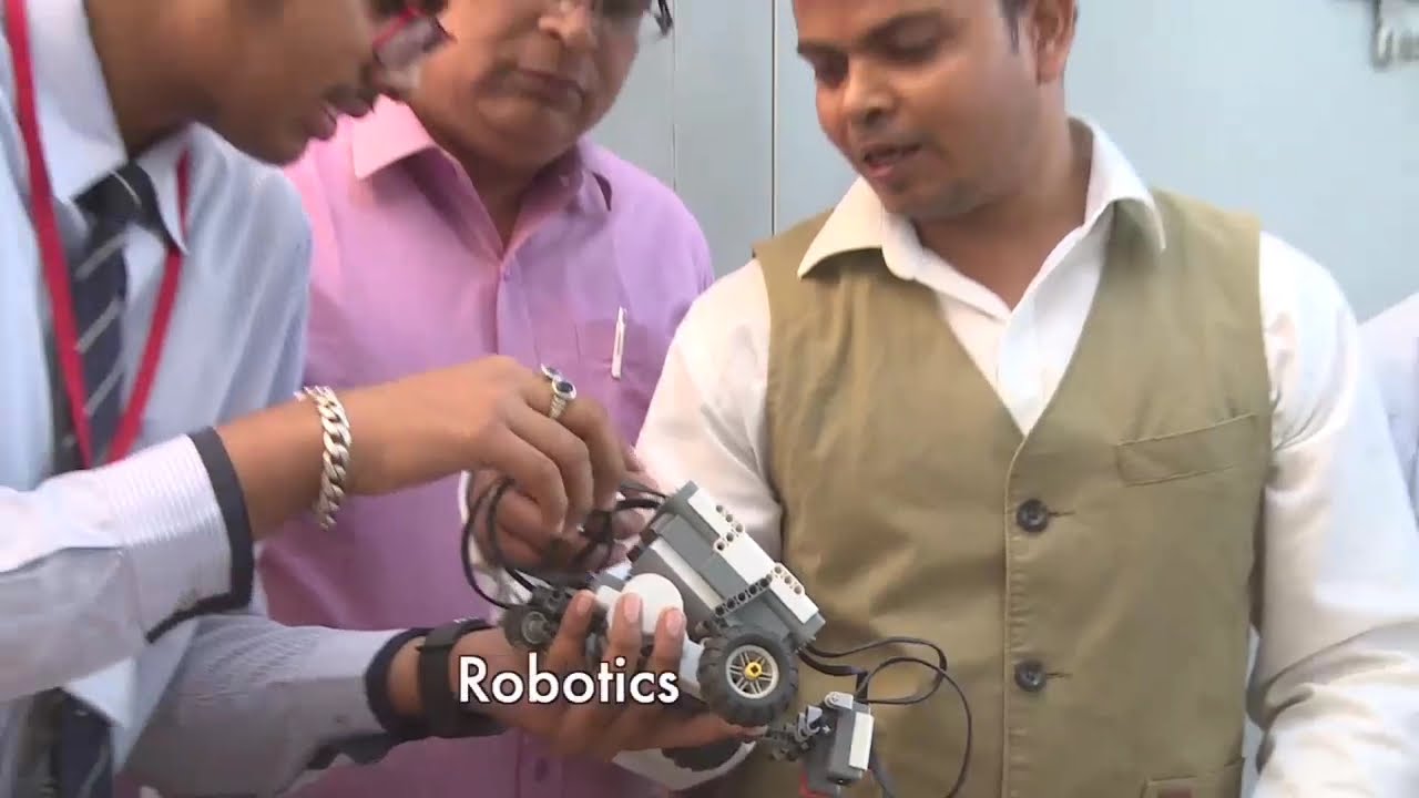 City Montessori School, Aliganj Campus I, Lucknow. (CMS Aliganj 1 ...