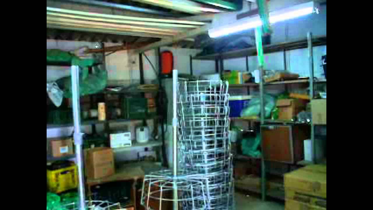 Assembling the Innova Discatcher Pro Target Park Eshkol - YouTube