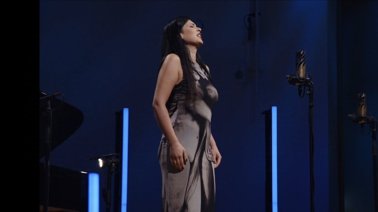 "Where shall I fly?" snippet from Hercules, Handel - Valeria Girardello - YouTube