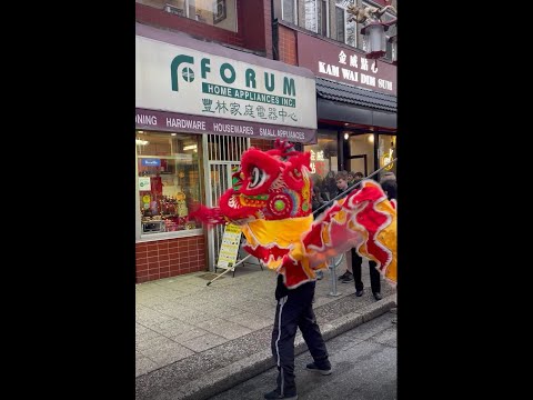 Lion Dance at #ForumAppliances after the 2023 #LunarNewYear Parade in #ChinatownYVR