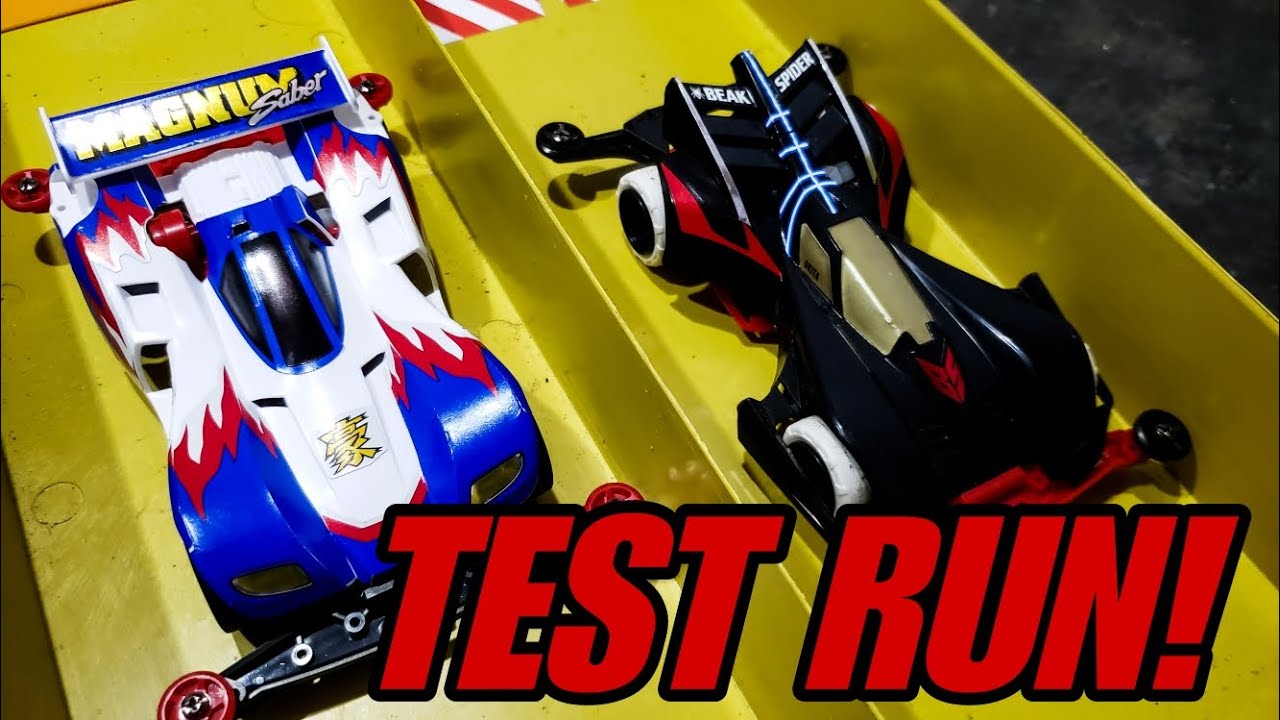 BEAK SPIDER PREMIUM vs MAGNUM SABER PREMIUM - SUPER 2 CHASSIS #mini4wd ...