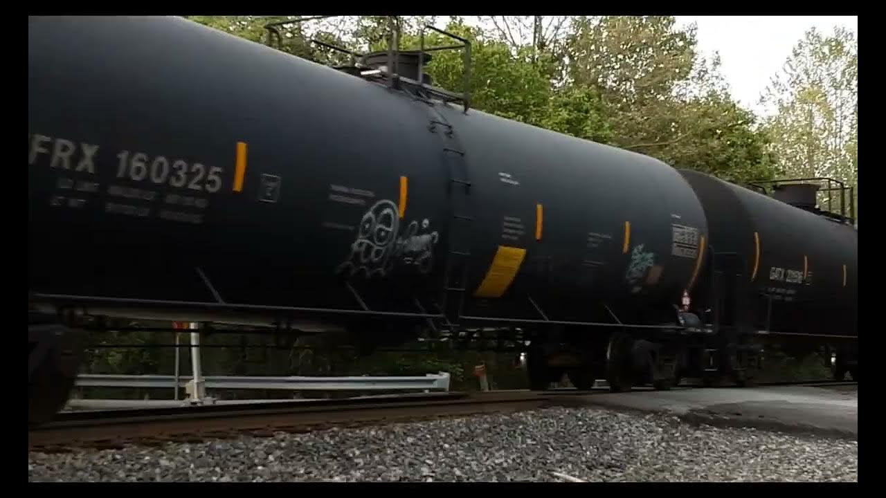 Eastbound CSX Ethanol Train With Canadian National Foreign Power In Mount Airy, Maryland - YouTube