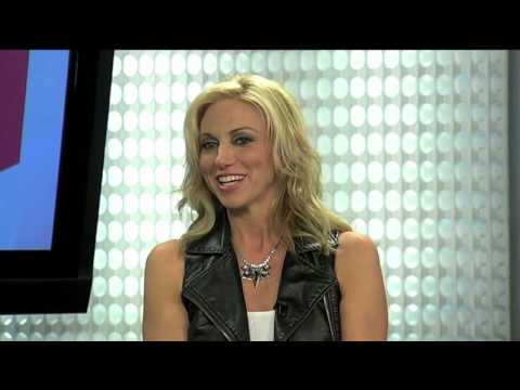 An (Uncut) Interview With Debbie Gibson - YouTube