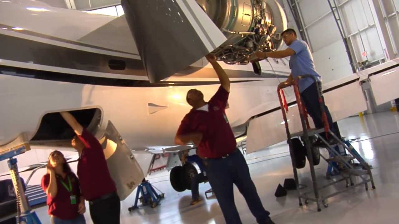 Hallmark College of Aeronautics: Superior Education - YouTube