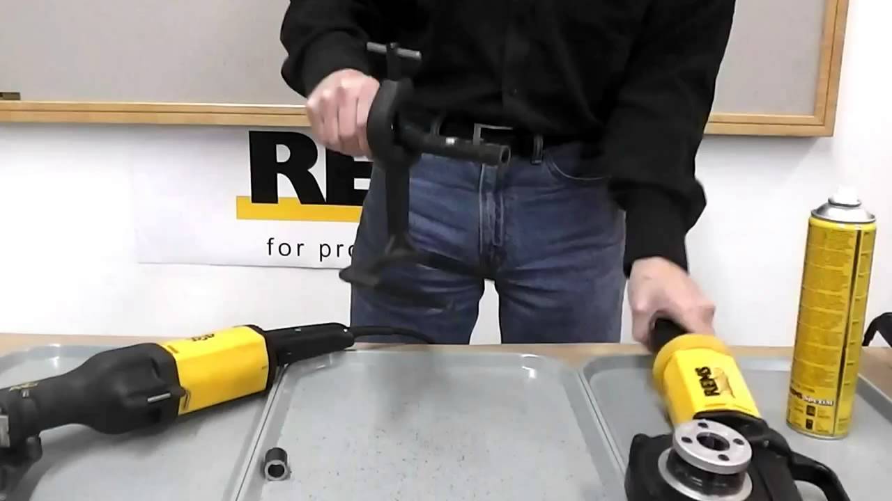 REMS Pipe Cutter & Amigo (Portable threading machine).mp4 - YouTube