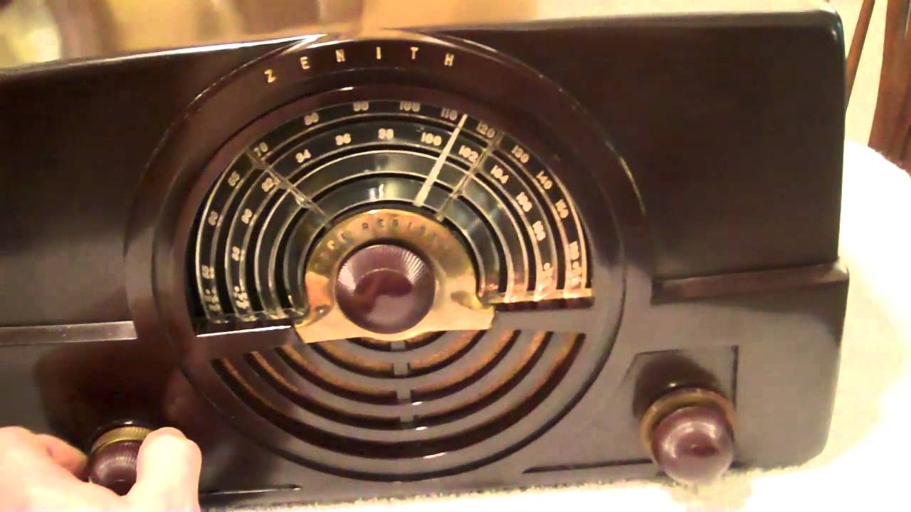 Zenith Model 7H820Z AM/FM Radio Late 1940's - YouTube