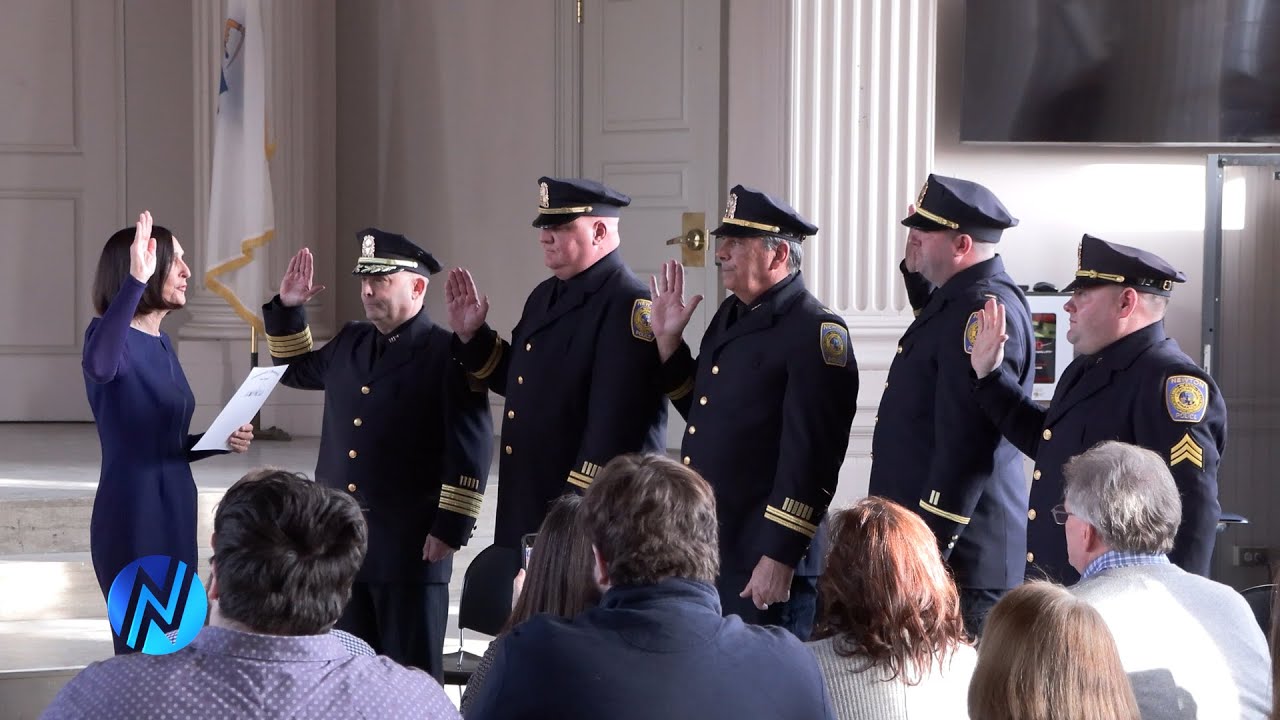 Police Chief and other Officers' Swearing In Ceremony - YouTube