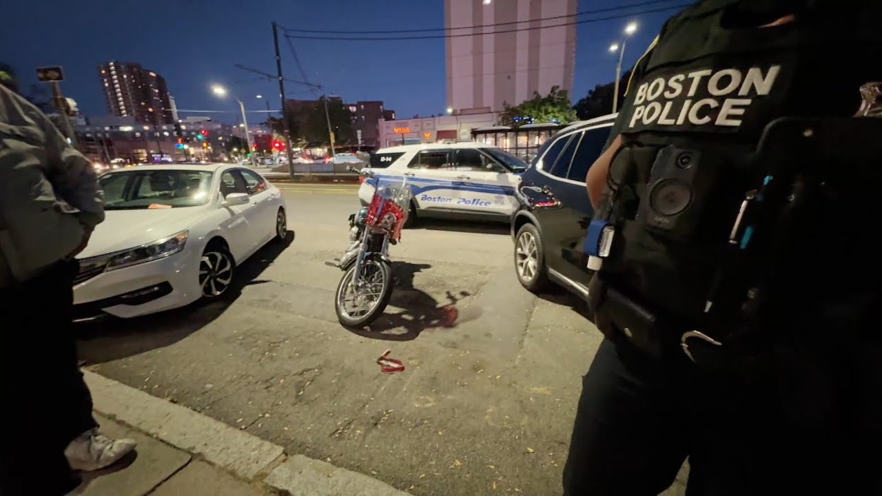 Boston PD Walking Out After Talking To Lickety Split Steve Goodwin #scientologycult #boston ...