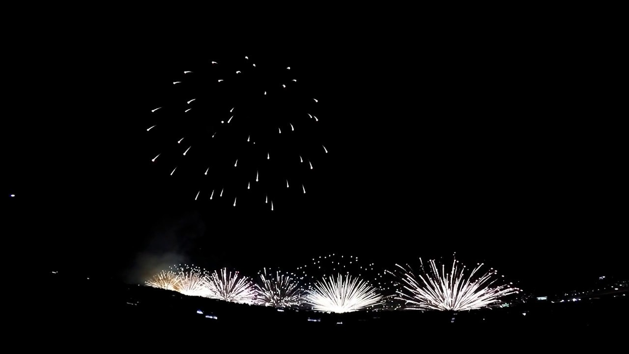 Fireworks water shells japan - YouTube