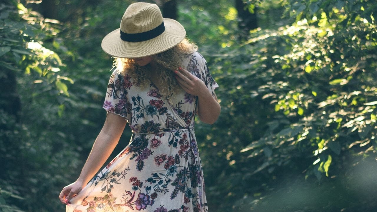 "A Walk" - A CINEMATIC SHORT FILM - YouTube
