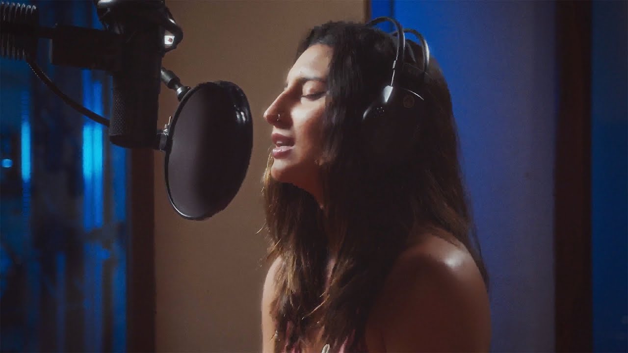 SIRENA - 5D (Official Music Video) - YouTube