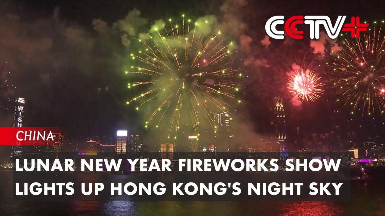 Lunar New Year Fireworks Show Lights up Hong Kong's Night Sky - YouTube