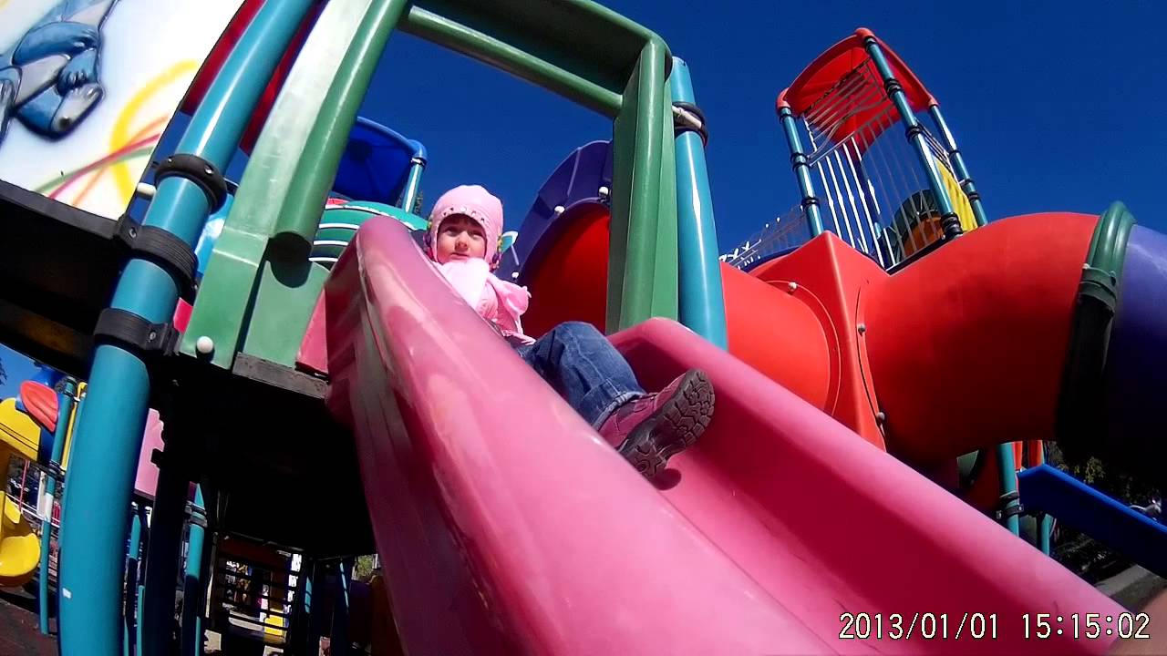 Sofi pe topogan 2 - YouTube