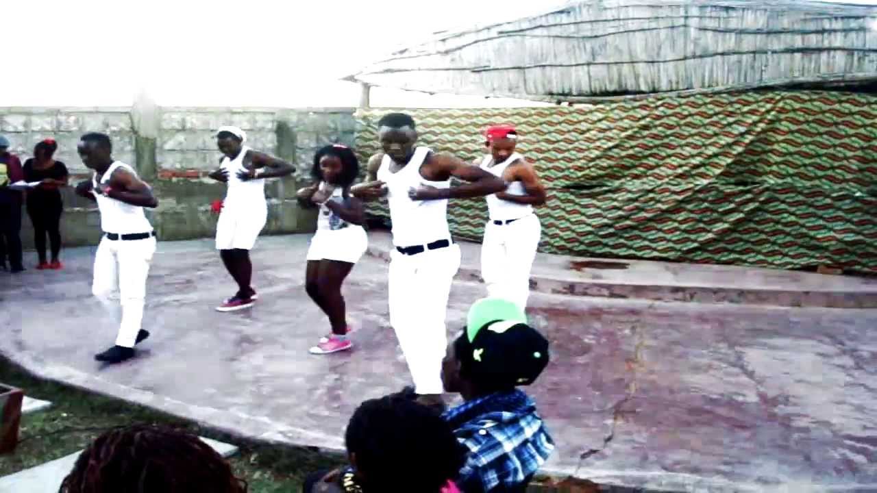 Cuamba dance Young stars - YouTube