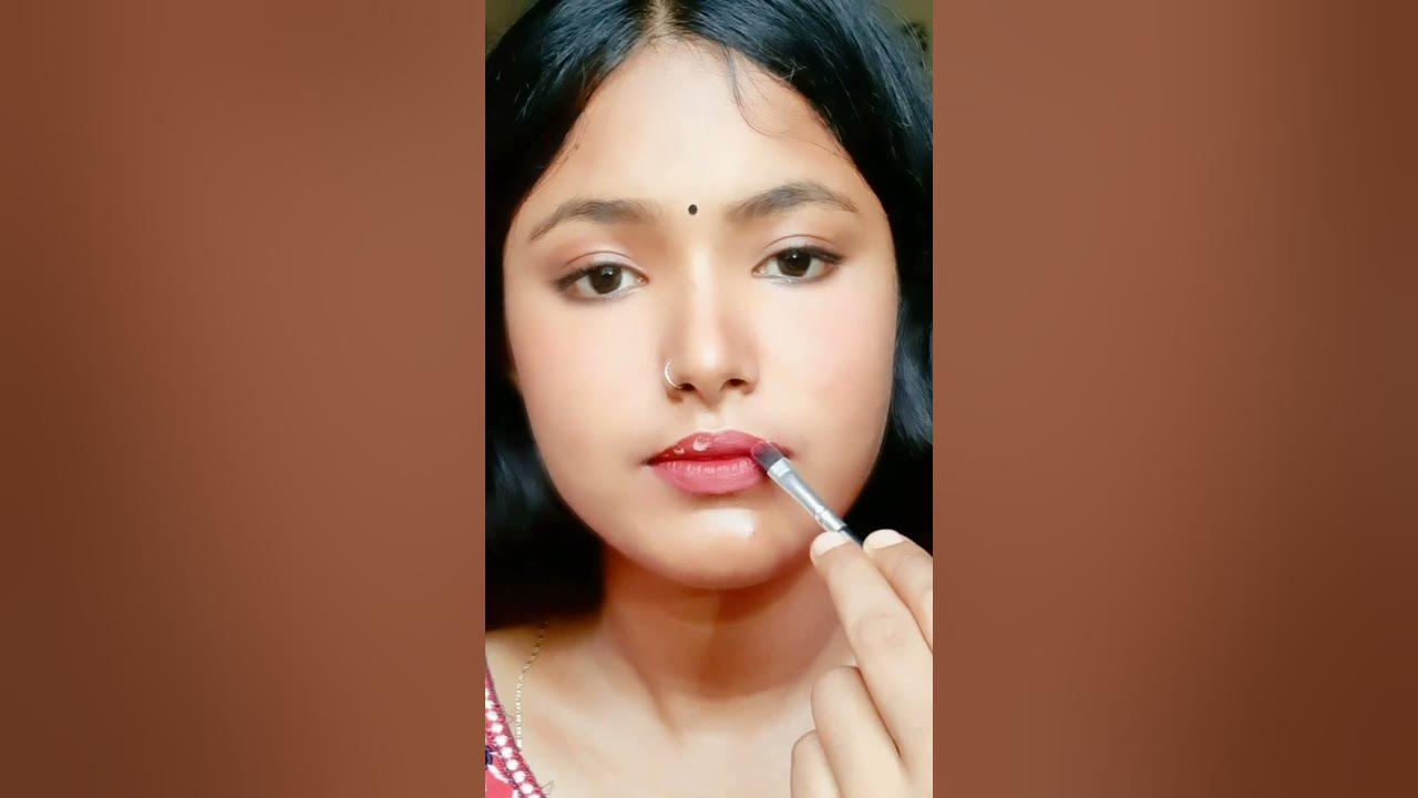 I Tried The Viral Lipsticks π Hack π± οΈβπ₯π₯ Makeup Lipstick