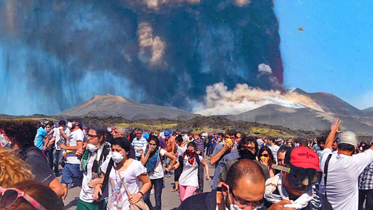 El Salvador Volcano Eruption 2022