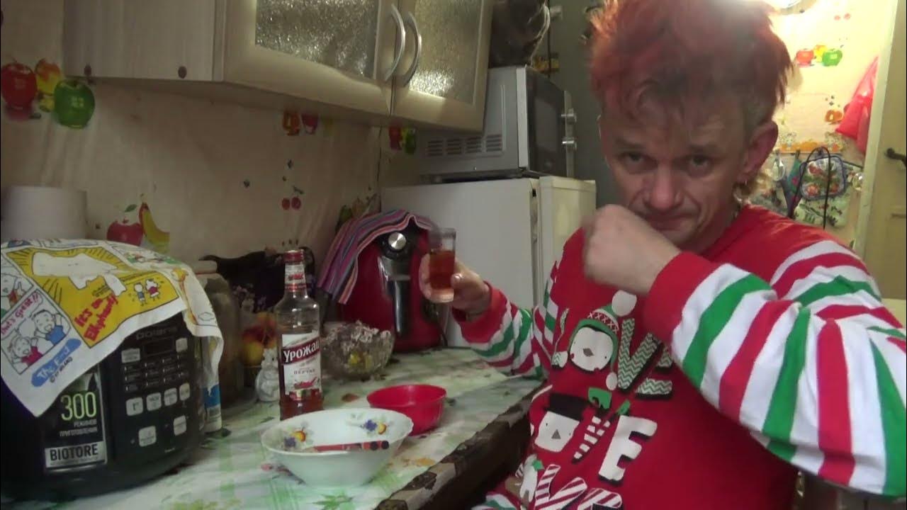 алкогольный мукбанг настойка урожай жгучий перчик и пельмени ментай и ...