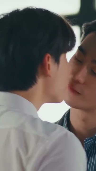 Forcebook Kiss 😍 | A Boss And A Babe EP. 9 - YouTube