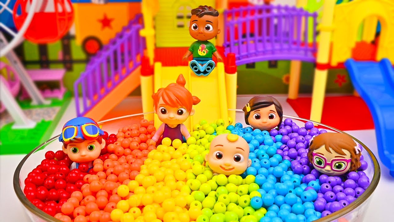 Cocomelon Friends and Bella Nina play ball house | Pretend Play Video ...