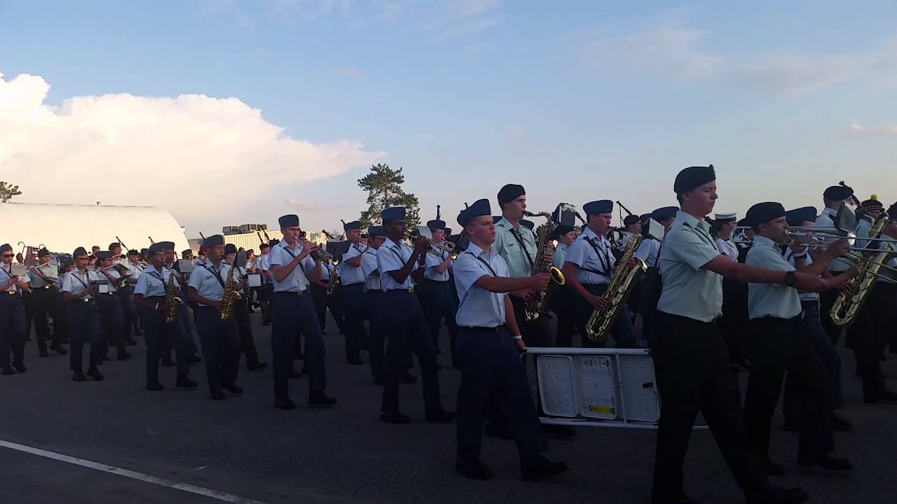CSTC Blackdown Graduation Parade 2015 - YouTube