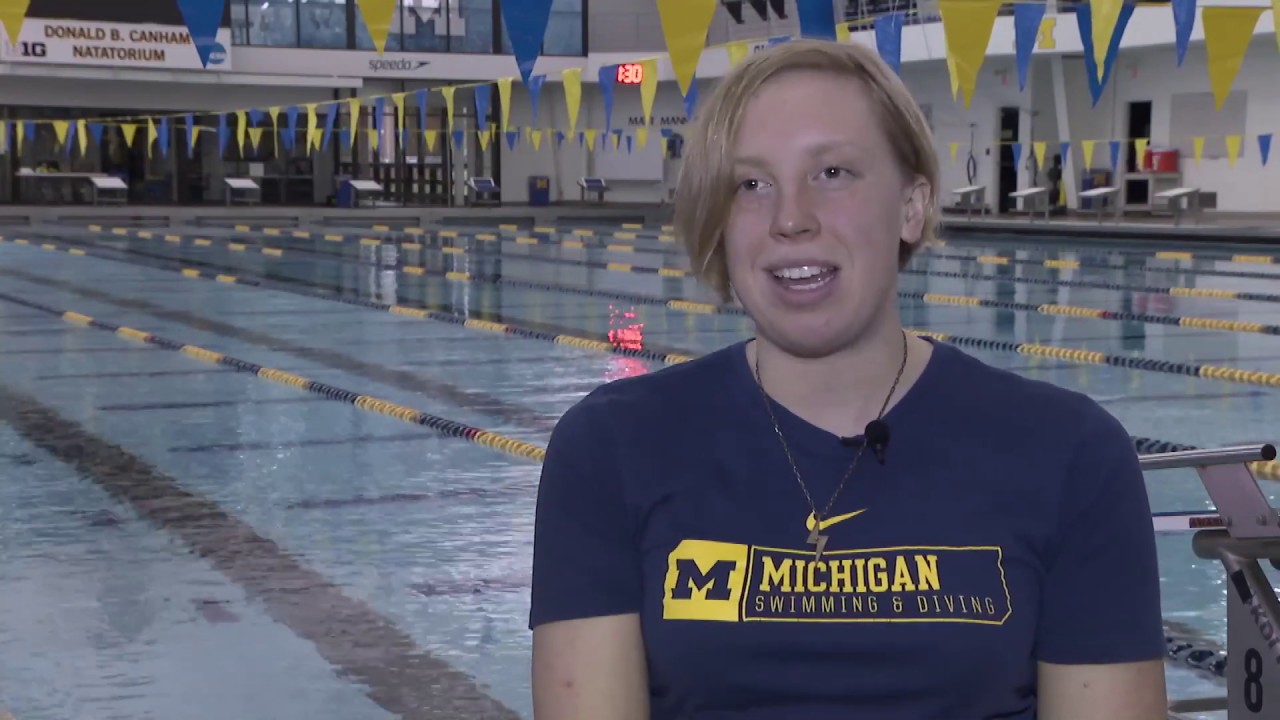 Sierra Schmidt: The "Dancing Queen" of Women's Swimming - YouTube