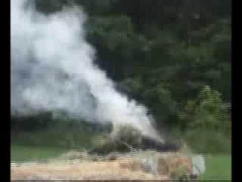 CO2 Explosion - YouTube