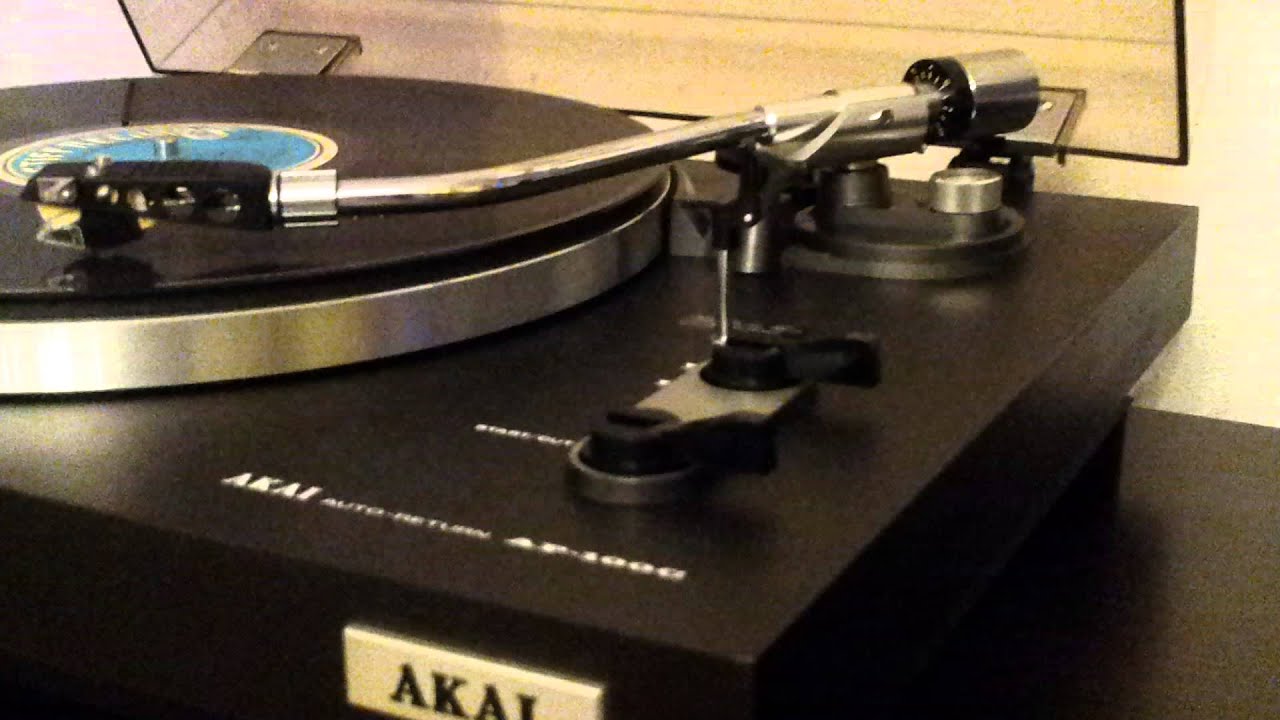 AKAI AP-100C - YouTube