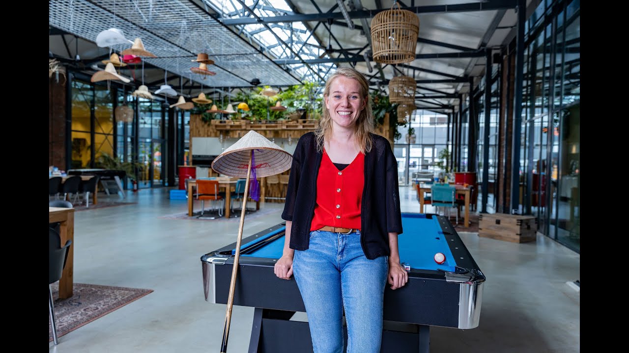 Nynke is productmanager bij Better Places - YouTube