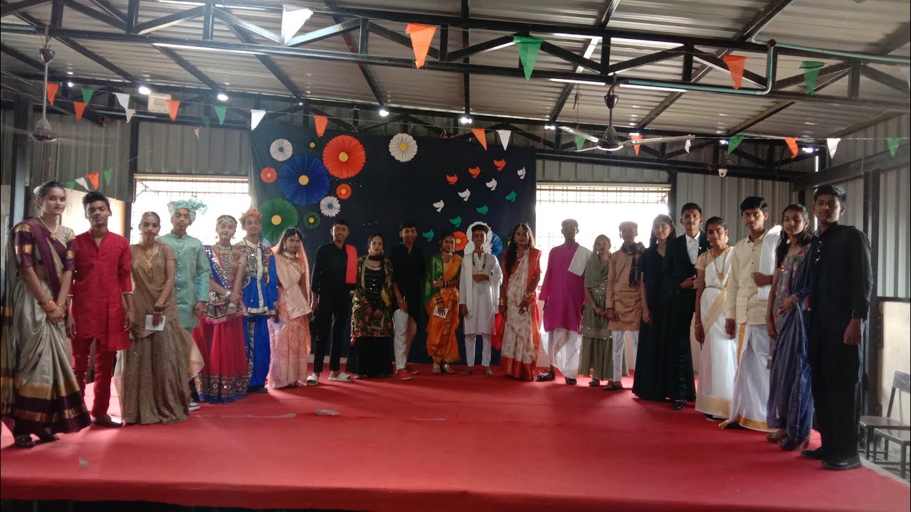 Traditional Ramp walk (St. M.B.School class 10) - YouTube