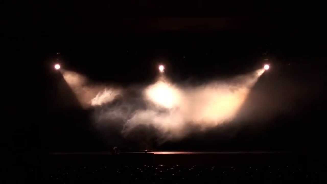 Chaminade 3C Light Show 2010 by Stage Techs - YouTube