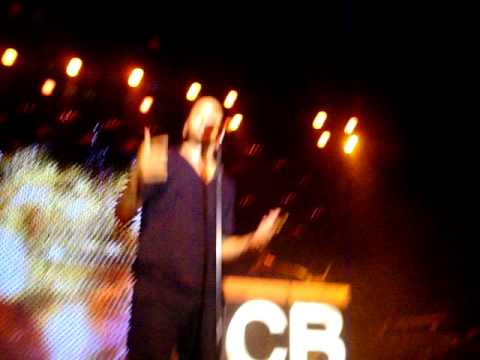 Chris Brown Sing Like Me Live. Fan Appreciation Tour! - YouTube