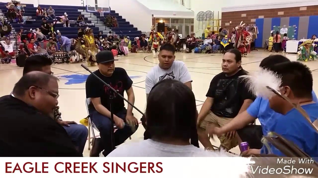 Eagle Creek Singers @ Kayenta Youth Pow Wow 2017 - YouTube