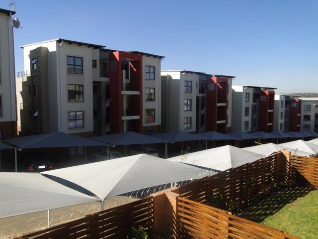 2 bedroom Apartment For Rent in Fourways, Fourways Area, Gauteng for ...