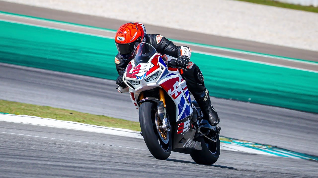 CBR1000RR 2017 SC77 @ Sepang Circuit | 29 March 2025 | Motortiam ...