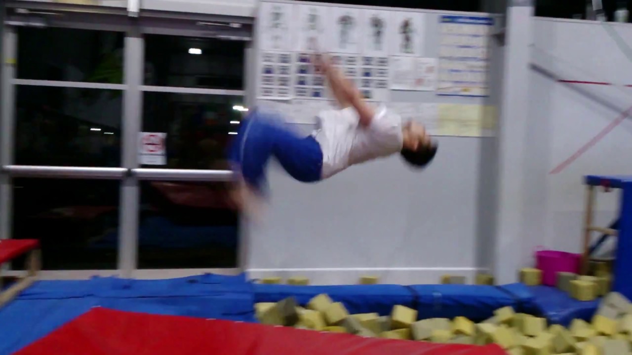 Backflip Progress (Day 2) - A little higher - YouTube