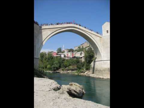 Mostar bridge Bomb - Bosnia - YouTube