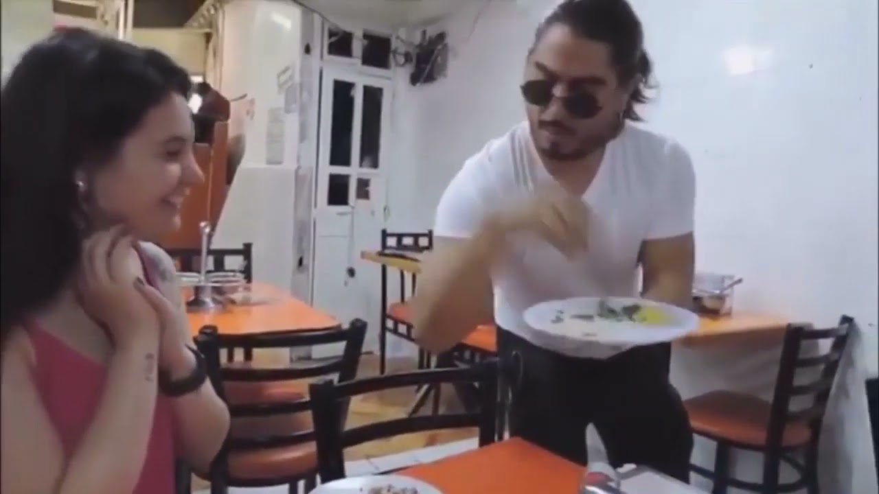 SALT BAE PREPARANDO TACOS AL PASTOR INCREIBLE!! - YouTube