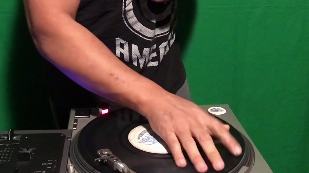 One handed DJ kuts (Masta Hanksta) - YouTube