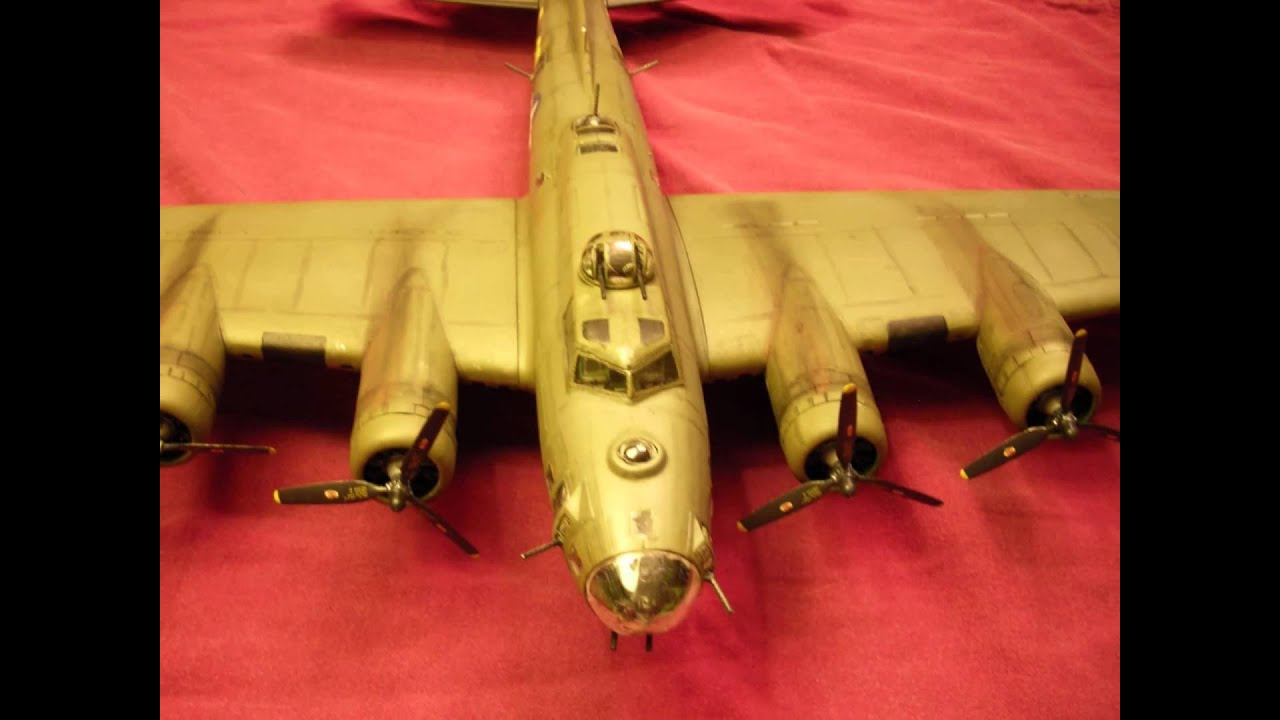 Monogram B 17 G "Mount`N Ride" in 1/48 - YouTube