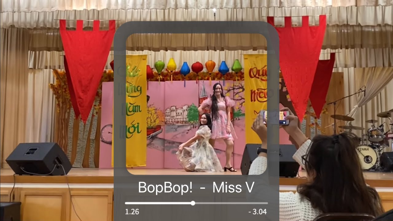 [Miss V] VIVIZ - BopBop! Dance Cover - YouTube