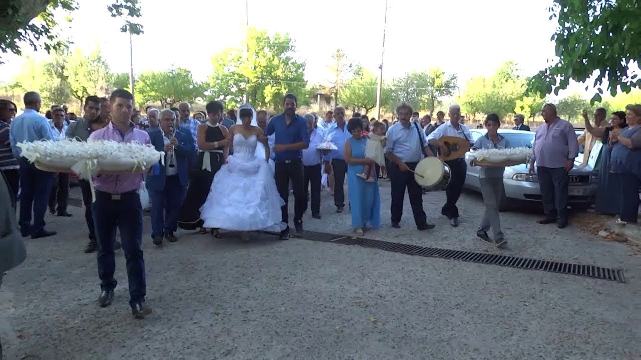 ΣΥΓΚΡ ΔΑΛΙΑΝΗ ΓΑΜΟΣ ΒΑΓΓ ΧΟΥΝΤΗ -ΛΑΓΓΑΔΙΑ ΧΟΡΟΣ: ''ΕΛΑΤΟΚΛΑΡΑ''-''ΑΠΟ ...