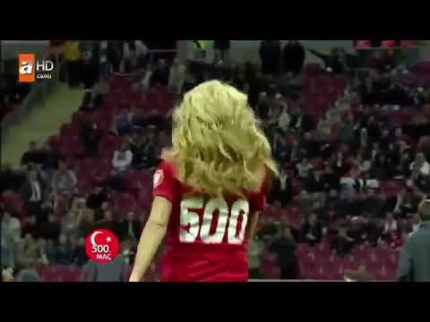 Hadise Dünya'da 4. oldu