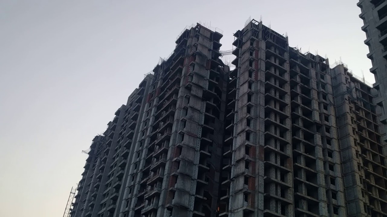 Commercial of Amrapali Golf Homes Noida Extention - YouTube