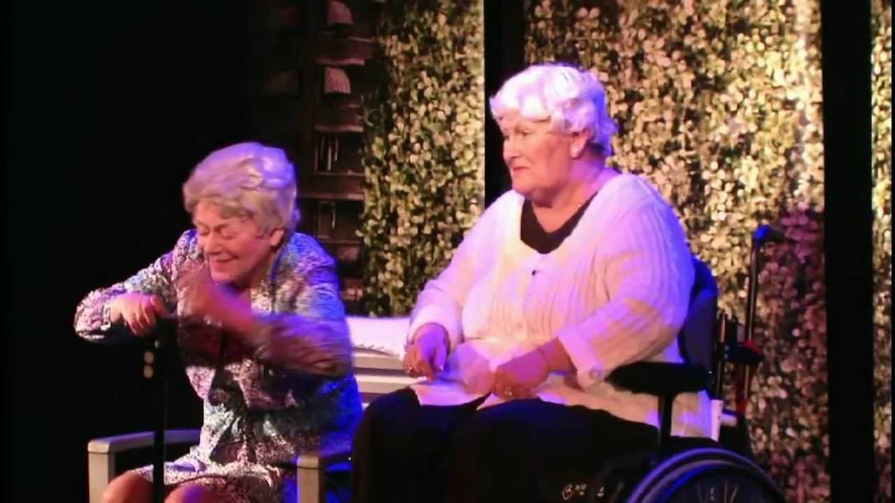 Brak, two old ladies dancing - YouTube